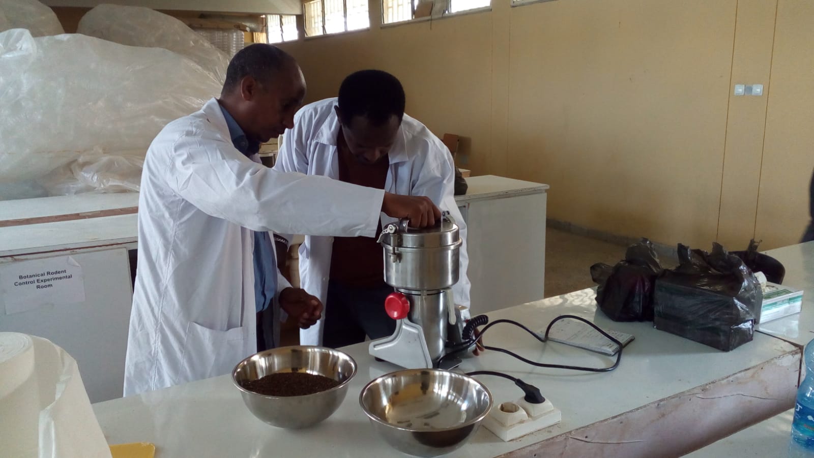 Research and testing on EBRM innovations (lab & field) - Rodent Green